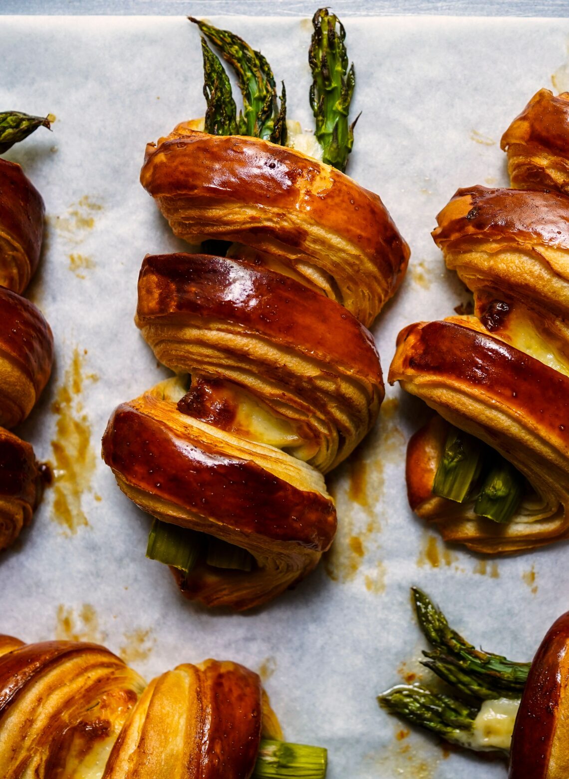 Book Review: New European Baking by Laurel Kratochvila - Entertainment Now